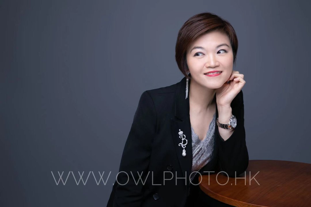 Desk Portrait（書桌相） / 香港Central中環 / Owl Photo